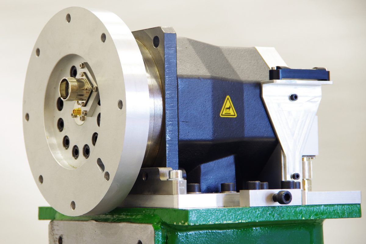 Components, Systems & SW for Antennas Measurements · ASYSOL